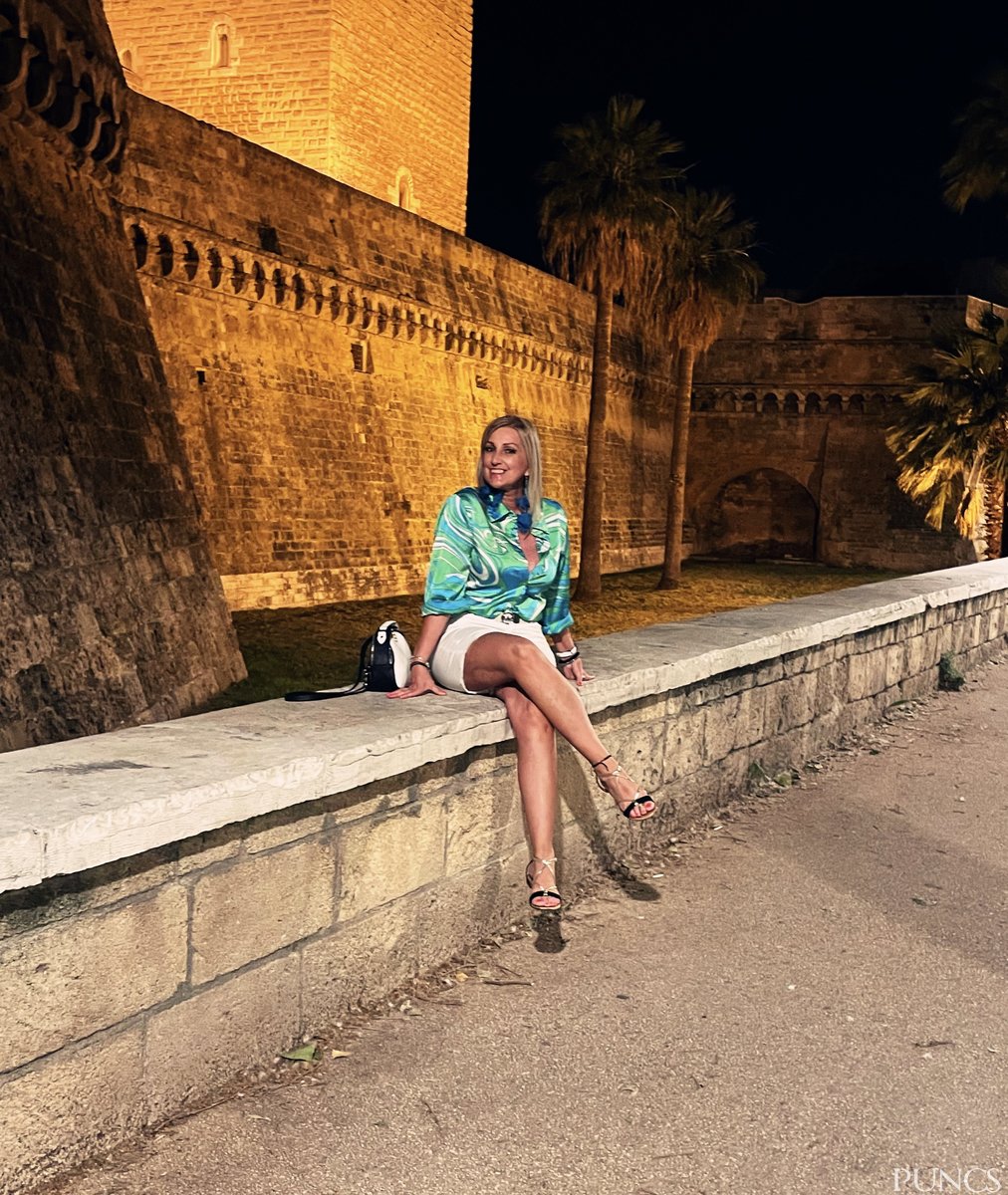 Puncs.com | Lara is a(n) 41 year old Sugar Baby who lives in Budapest