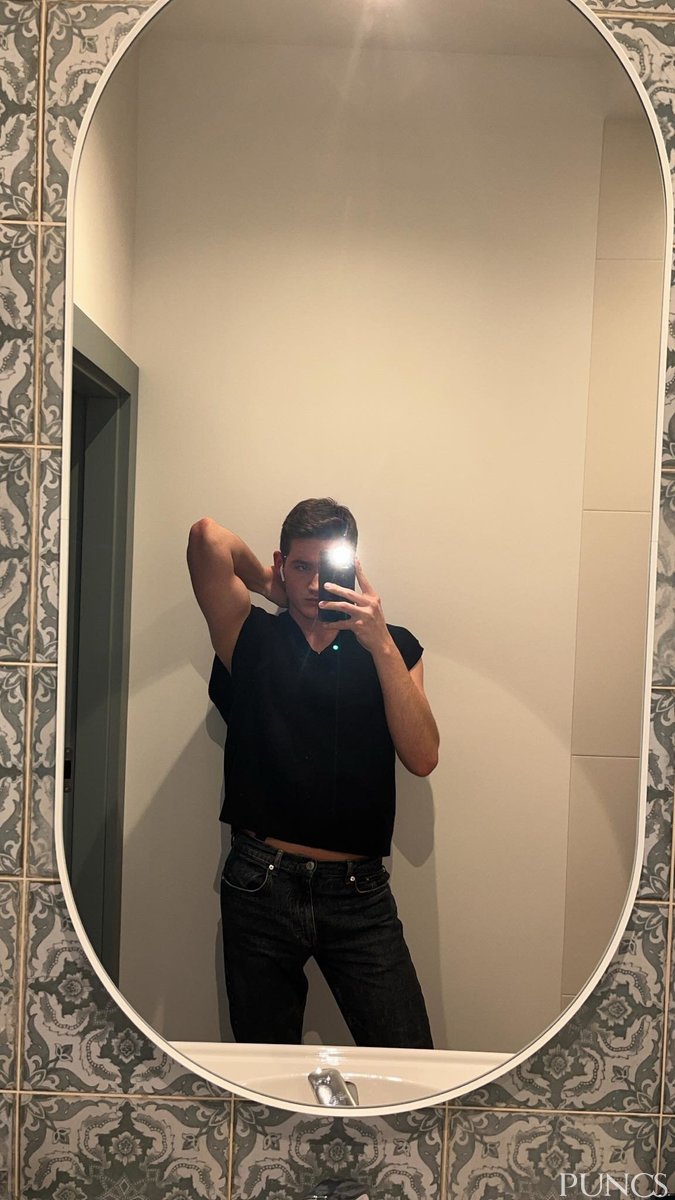 Puncs.com | Daniel1617 is a(n) 24 year old Sugar Boy who lives in Gdynia
